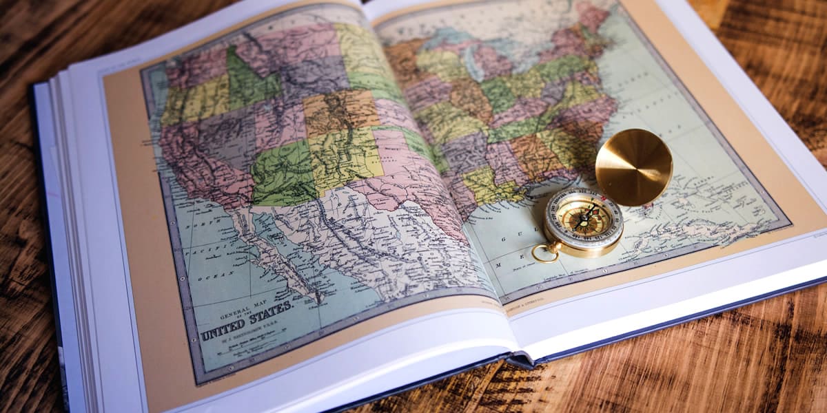 Os 10 Melhores Atlas Geográficos de 2026 - Que Livro Comprar?